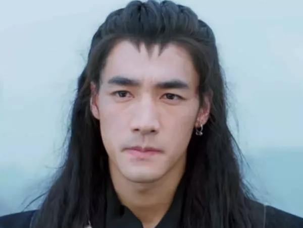 "The Legend of the Condor Heroes", this Sha plays Guo Jing and Gao ...