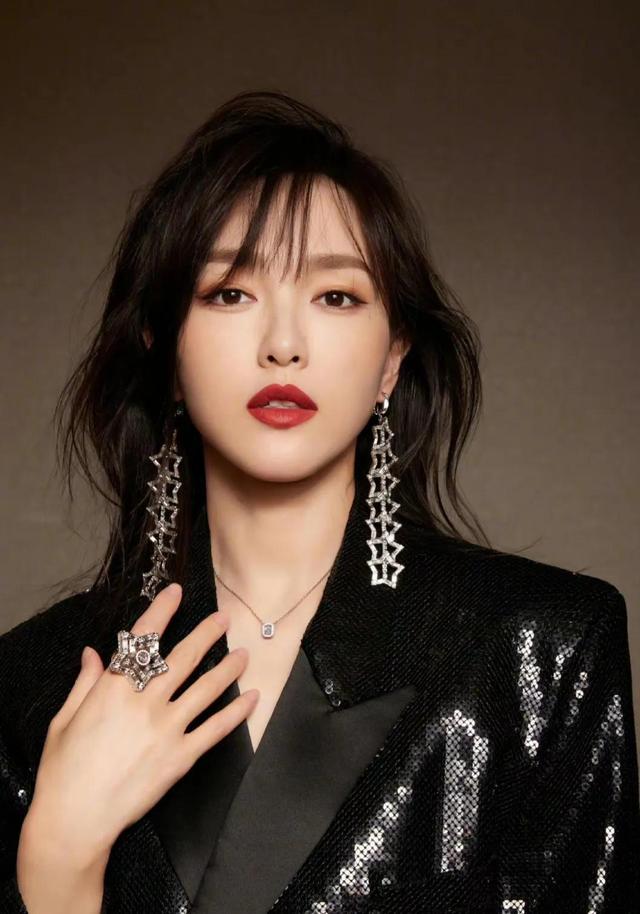 Model couples in the entertainment industry: Tang Yan and Luo Jin's ...