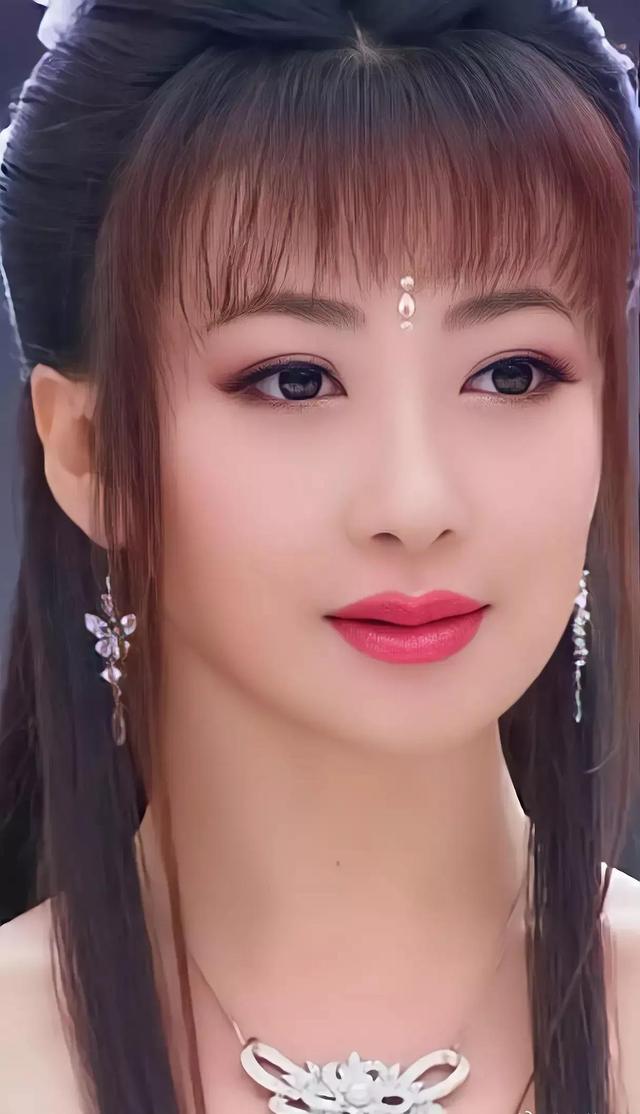 Chen Zihan's immortal talent and beauty are amazing, time makes people ...