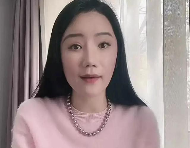 Zhang Lan's ex-assistant Manman swears on live broadcast - iMedia