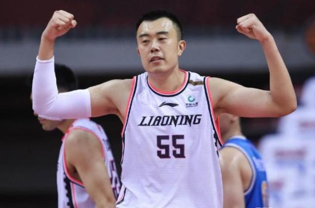 Han Dejun took the initiative to challenge the Liaoning-Guangdong war ...