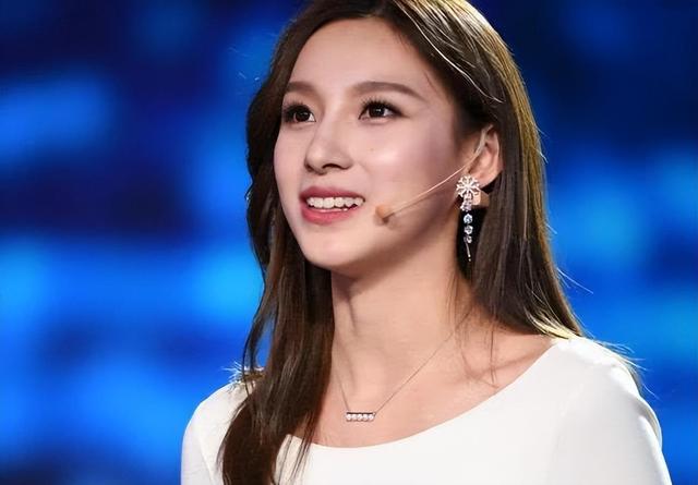 The new "First Sister of CCTV" Ma Fanshu, the top sports anchor, with ...