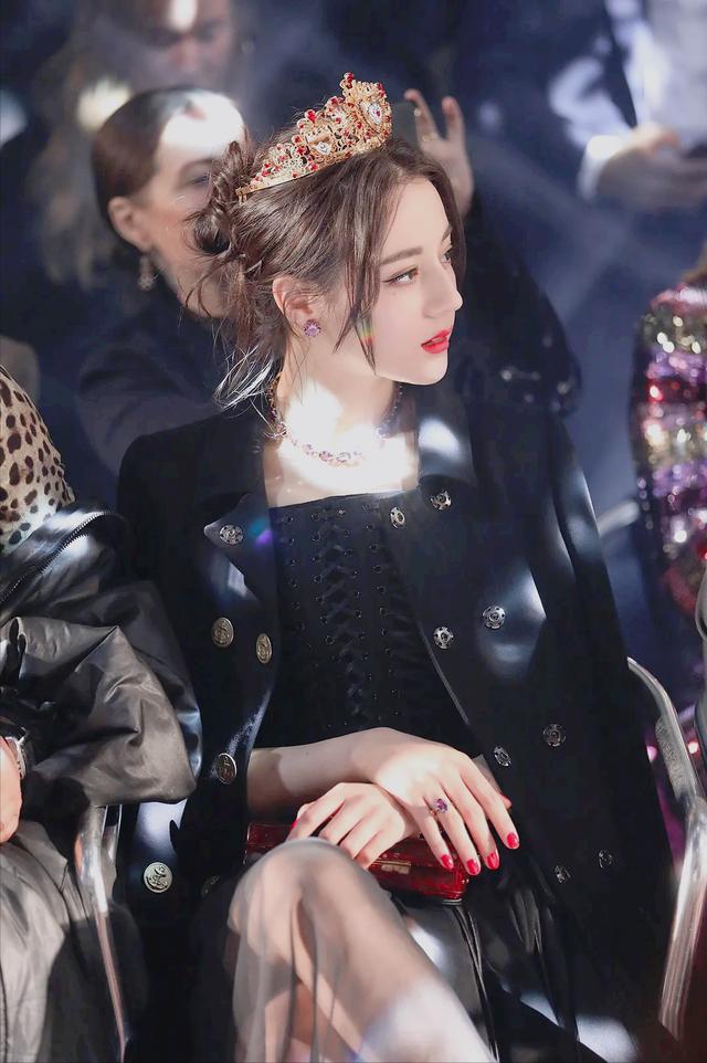 Inventory from Dilireba's out-of-the-circle pictures - iMedia