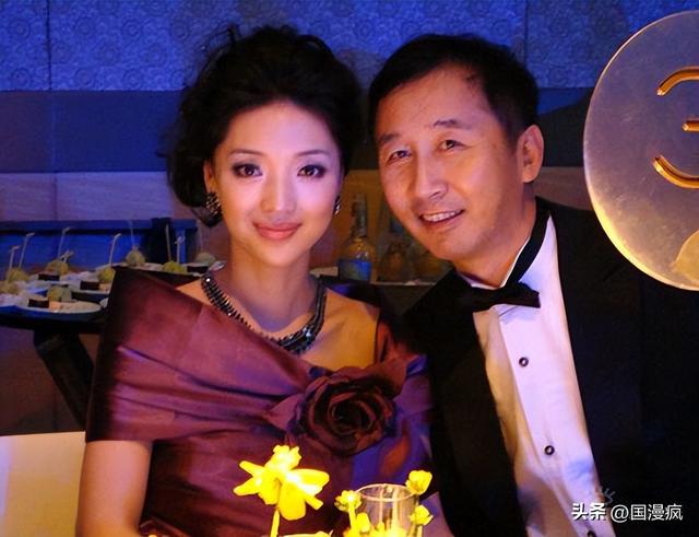 "Devil Director" Feng Xiaoning: The first marriage ended because of the ...
