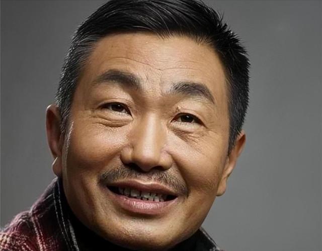 Old drama bone Du Yuan: I met my beloved wife at the age of 4, we have ...