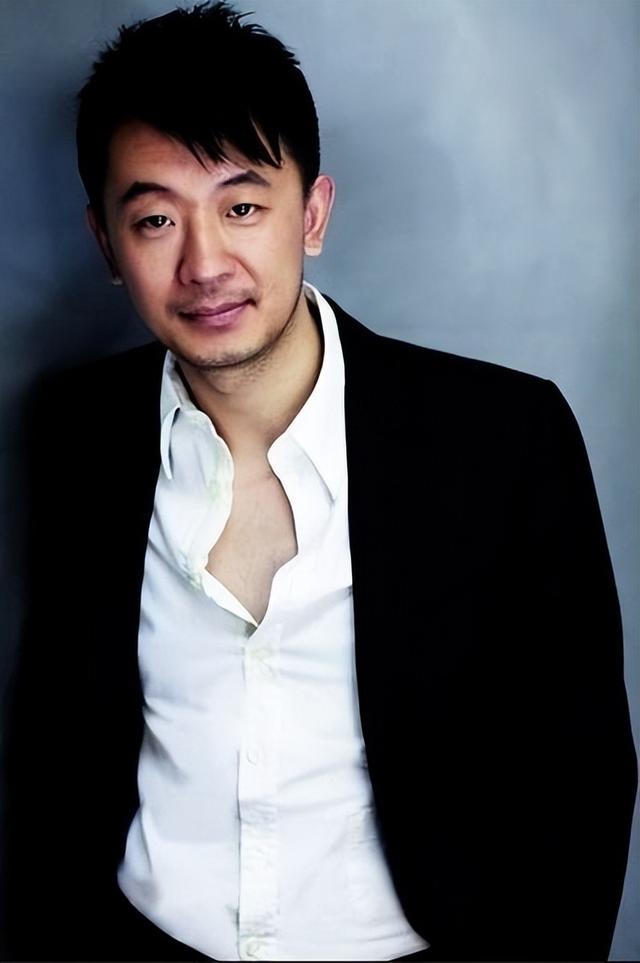 Eight years have passed, Huang Haibo has already married and had ...