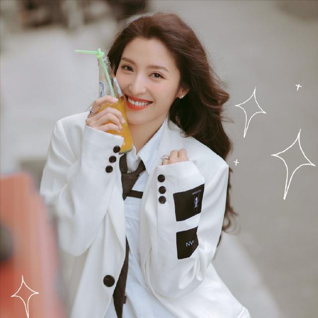 After 8 years of long-distance running, Pan Chen officially announced ...