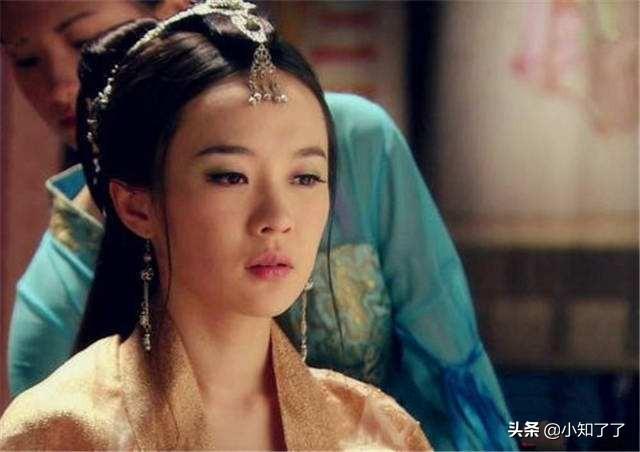 The emperor who does not love the country or the beauty but prefers men ...