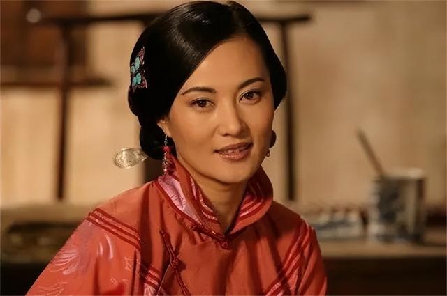 Lin Heier, "The Lady of Yellow Lotus" in the late Qing Dynasty ...