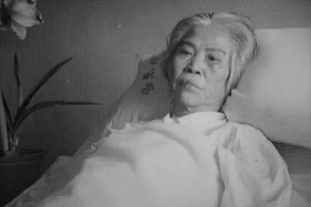 He Zizhen died of illness at the age of 75, and a hard foreign object ...