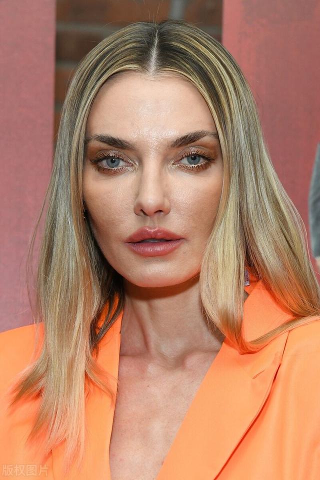 Supermodel Alina Bakova appeared in the special screening of the ...