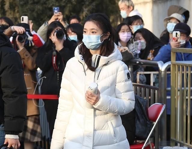 It's really beautiful for women to wear pure and pure clothes. It can ...