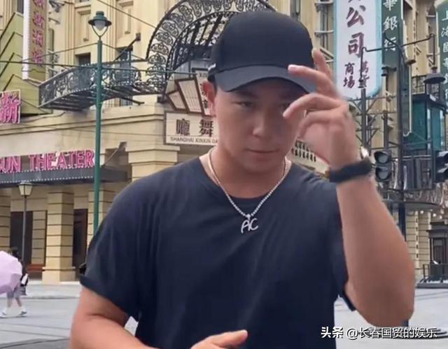"Child star" Shi Xiaolong's recent photos were exposed, his skin is ...