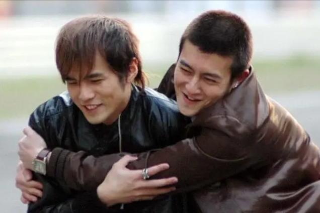 Back then when Vic Zhou and Jay Chou had a quarrel in F4, Edison Chen ...