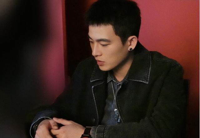 Ou Hao responded that "Gossip Girl" is a crew member!The new drama "The ...