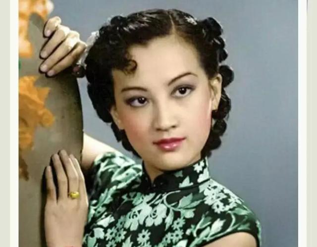 Analysis of the advantages and disadvantages of singer Zhou Xuan's ...