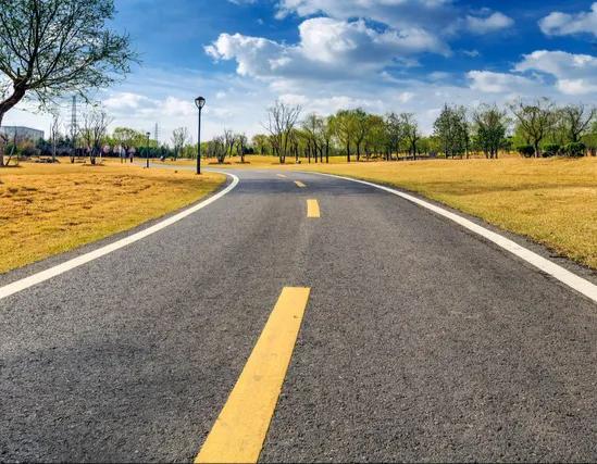 Facts: Why the asphalt roads in the 1980s and 1990s were sticky in ...