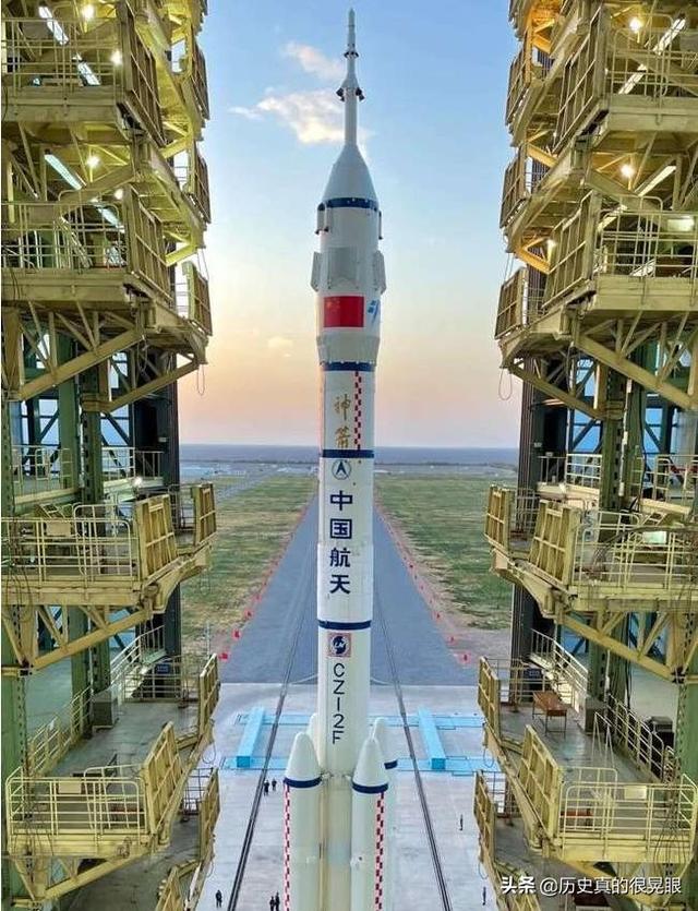 Imitating bird wings, flying by rockets, inventing spaceships, the ...