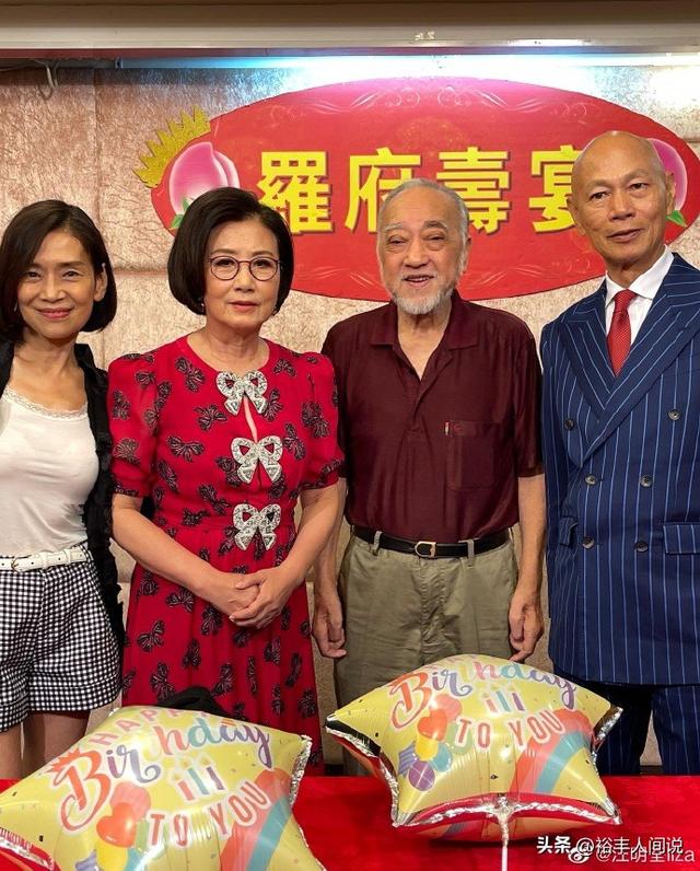 Stars gather for Luo Jiaying's 75th birthday!Wang Mingquan held hands to show affection, and Lu ...