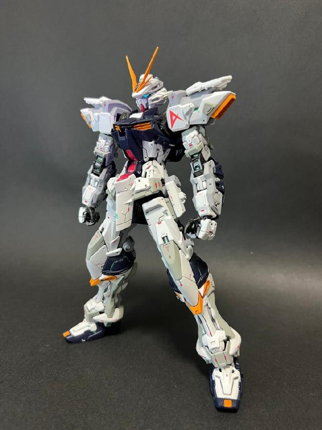 Cow Gundam color matching, heresy Gundam model - iMedia