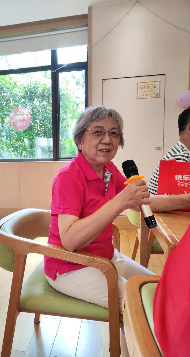 The experience of the two aunts in the elderly apartment - iMedia