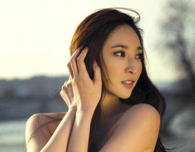 Wu Peici, who has been wandering outside the "Zhumen", what did she do ...