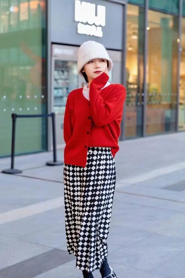 How to wear red clothes to look foreign?3 tricks to get a red outfit ...