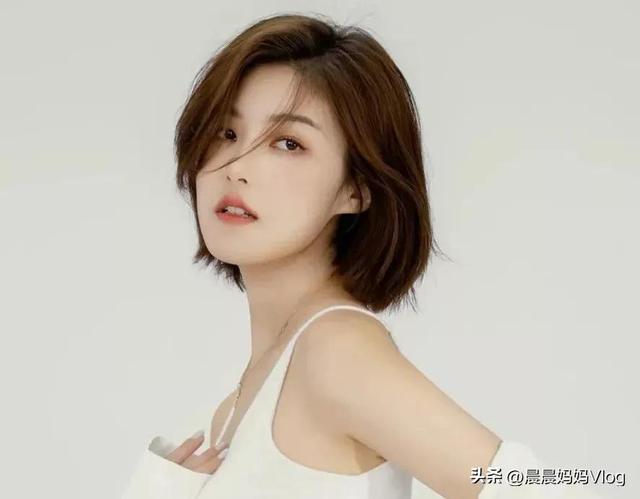 Sexy beauty Cheng Er - iMedia