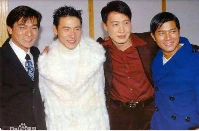 The 100 most representative Chinese singers of the 20th century ...