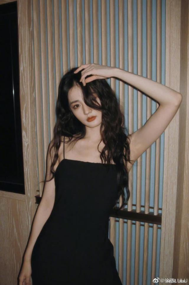 Seductive Xu Lu - iMedia