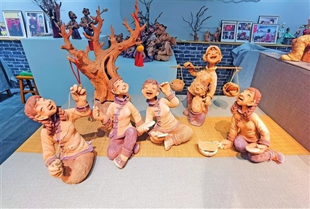 Intangible cultural heritage folk customs, showing the heavy and ...