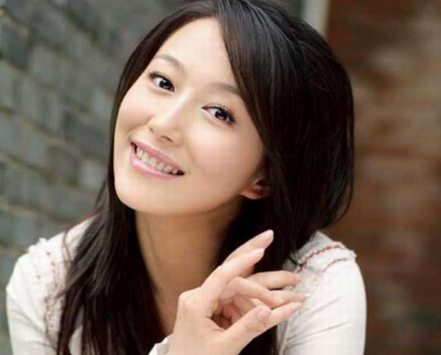 "Sister Jiang" Ding Liuyuan: Abandoned the high-paying flight attendant ...