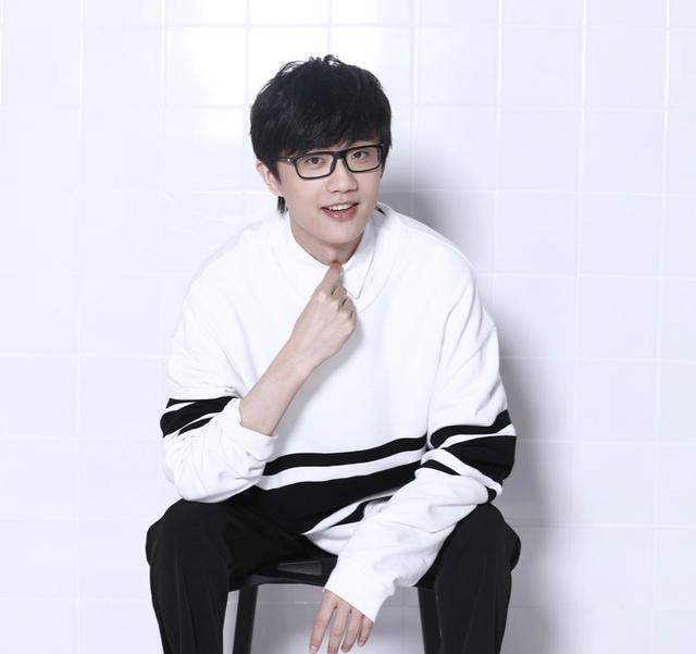 Xu Song's love affair broke out, and the thousand-year-old widow king ...