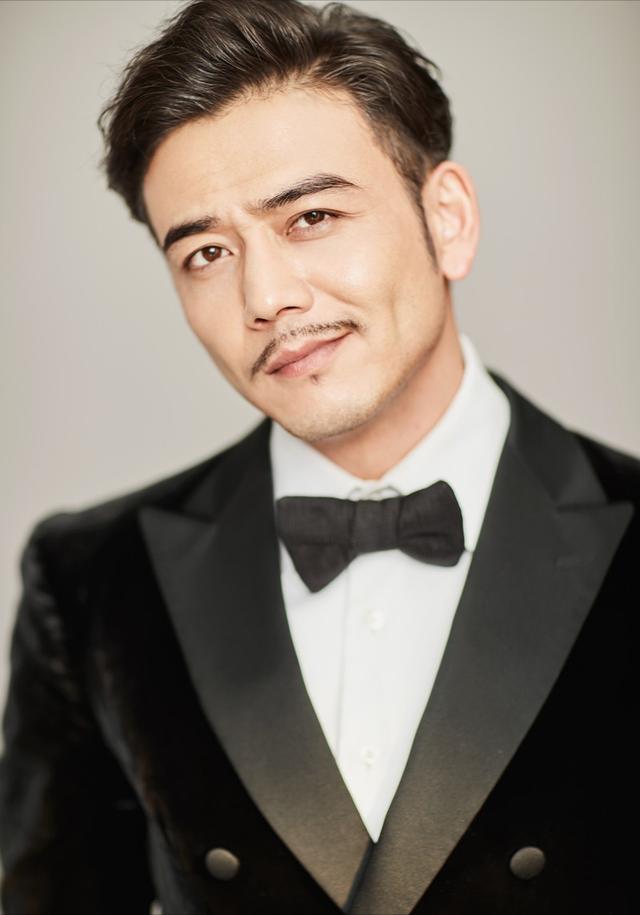 "Childhood Goddess" Wang Liwen: When she was popular, she married Yang ...