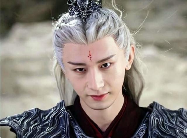 The biggest villain in "Agarwood is like crumbs" is Ying Yuan's father ...