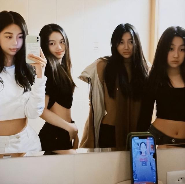 Li Yan suspects puppy love? I was met by chance while shopping in ...