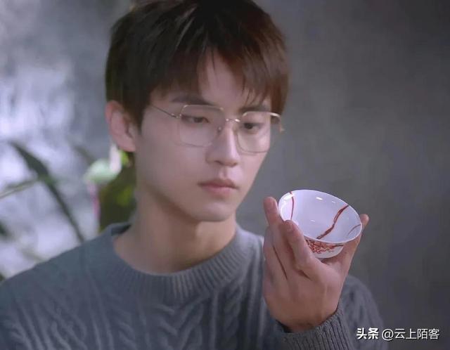 Chen Xinhai is "greasy" in Wang Ziqi's new drama, and netizens say that ...