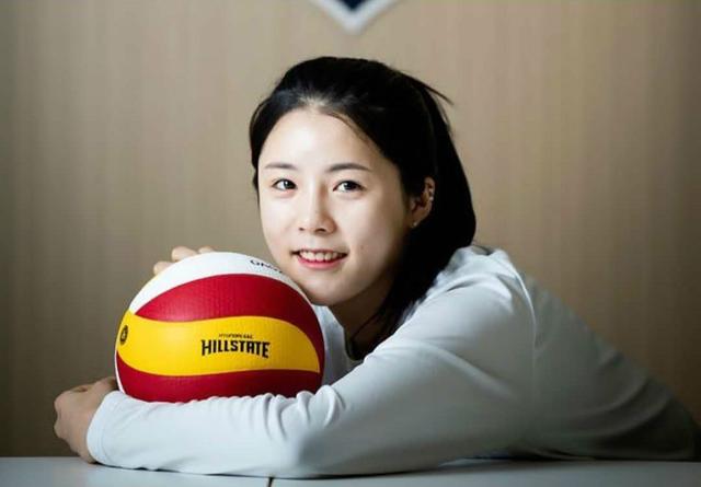 Li Duoying: The stunning volleyball goddess set collapsed, but behind ...
