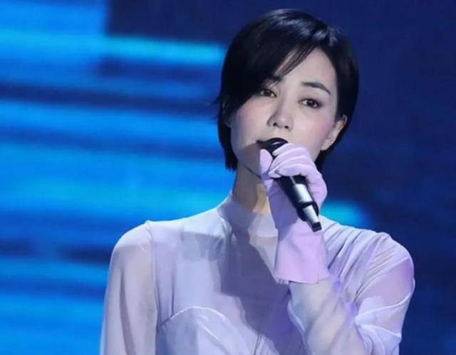 Xu Zheng asked Faye Wong to sing the theme song when filming Hong Kong ...