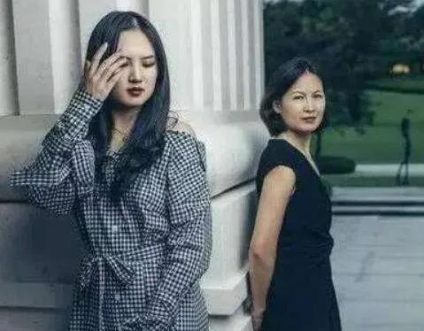 Ren Zhengfei: Marry 20-year-old secretary Yao Ling as his wife when he is in despair, and find ...