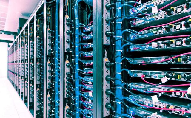 10 of the 13 root servers in the world are in the United States. Can ...