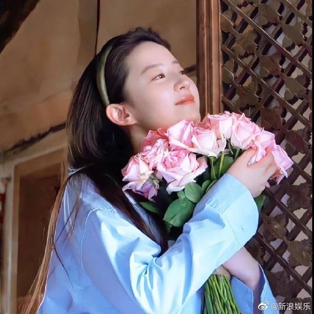 Liu Yifei's bouquet's profile picture exploded, and Zhang Jingyi, Lu Tingyu, and Jiang Yiyi's ...