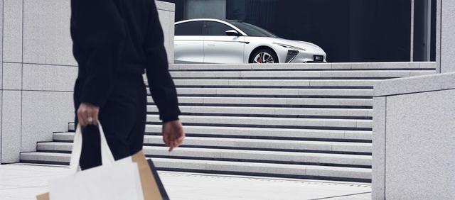 High-end pure electric, Zhiji L7 tells you how precious it is - iMedia