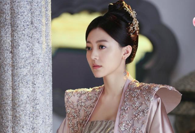 [Entertainment Points] He Jiong, Song Weilong, Song Yi, Hao Lei, Huang Zitao, Yang Ying, Hu Ke ...