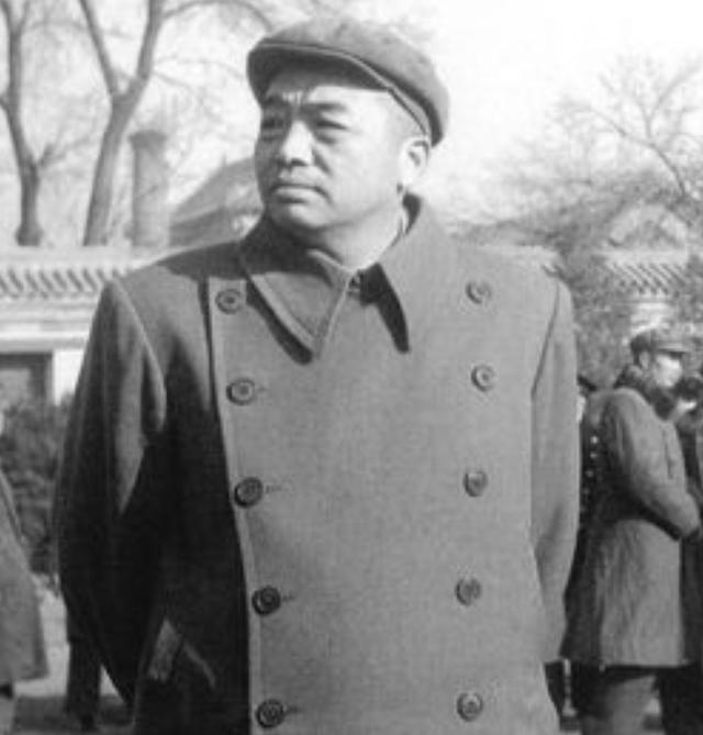 At the Lushan meeting, what three guarantees did Mr. Peng make that ...