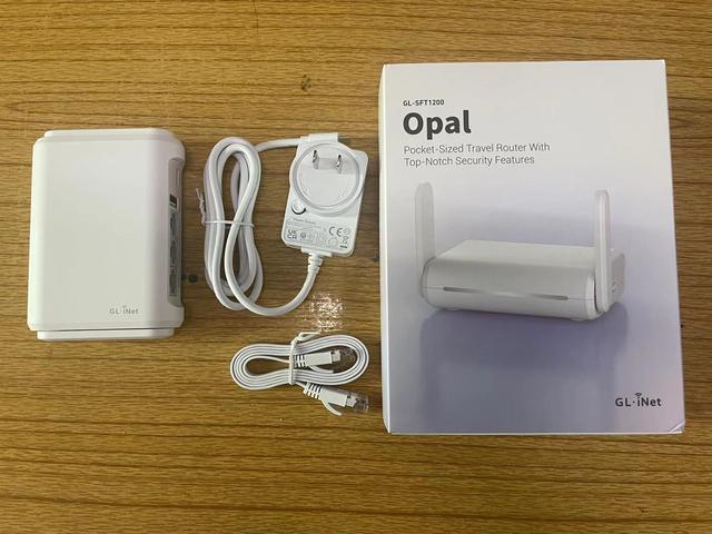 Gl-inet GL-SFT1200 Portable Router Out-of-the-Box Experience - iMedia