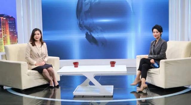 "Dialogue Brands" - The Affectionate View of Gentle Silence - iMedia