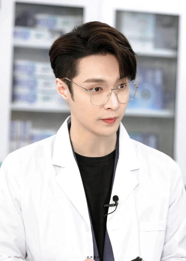 Tian Xiwei Zhang Yixing, Liu Yifei, Big S, Zhang Binbin, Xi Mengyao - iMedia