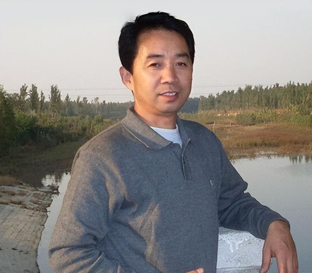 Appreciation of painter Zhao Hongxia's landscape paintings: rigorous ...