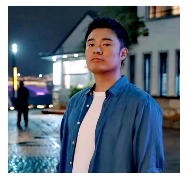 Chen He, how many steps does it take for Peter Cao to catch up with Ah Xiang in "Our Ten Years ...